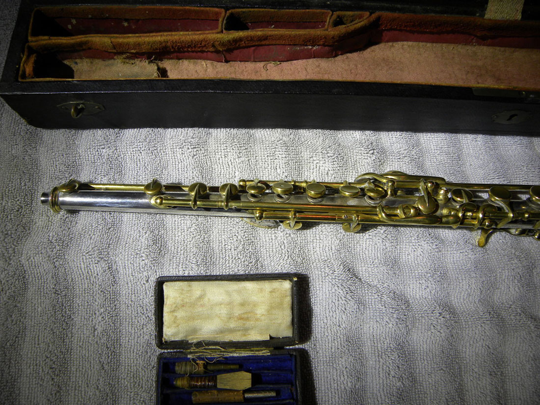 Right-&-Front-Upper-Portion-Views | The Bassic Sax Blog